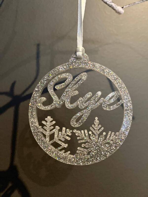 Glitter snowflake bauble - LaserEdge-Designs